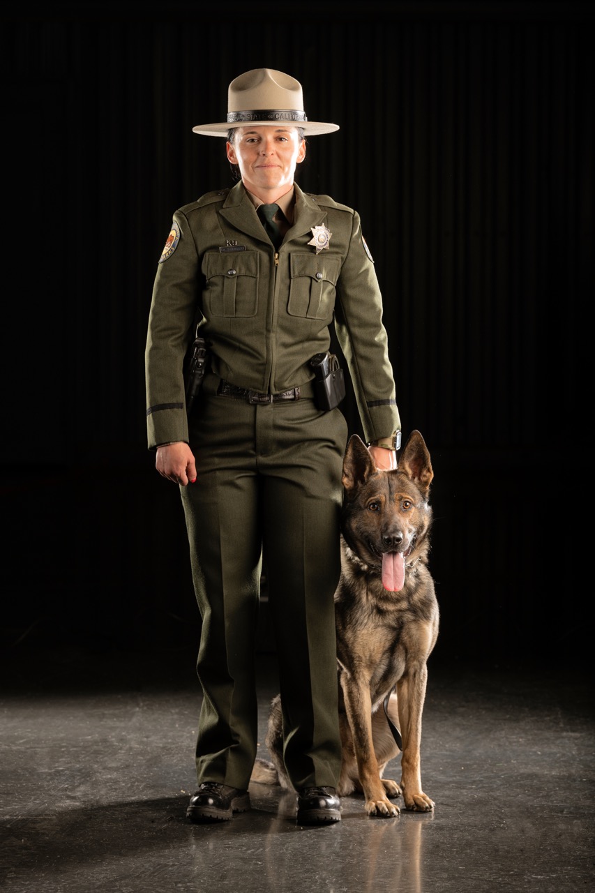 K 9 Oz And Handler Janessa Sederquist